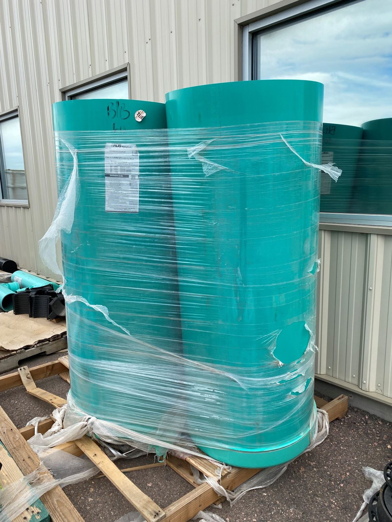 24"X5' BLANK DRAIN BASIN - NO OUTLETS - The Waterworks Warehouse